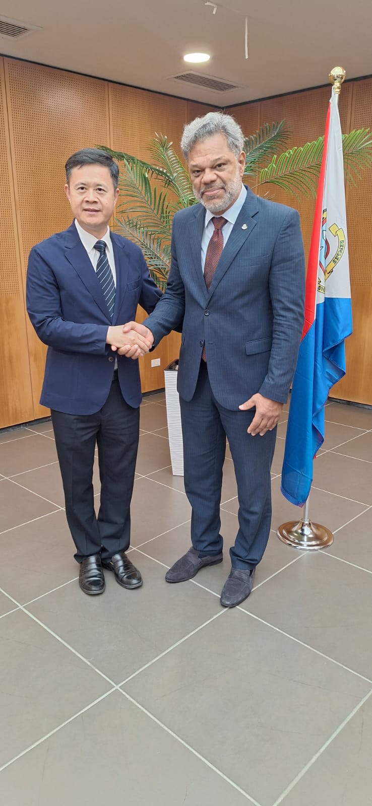 Consul General of the People’s Republic of China Pays Courtesy Visit to ...